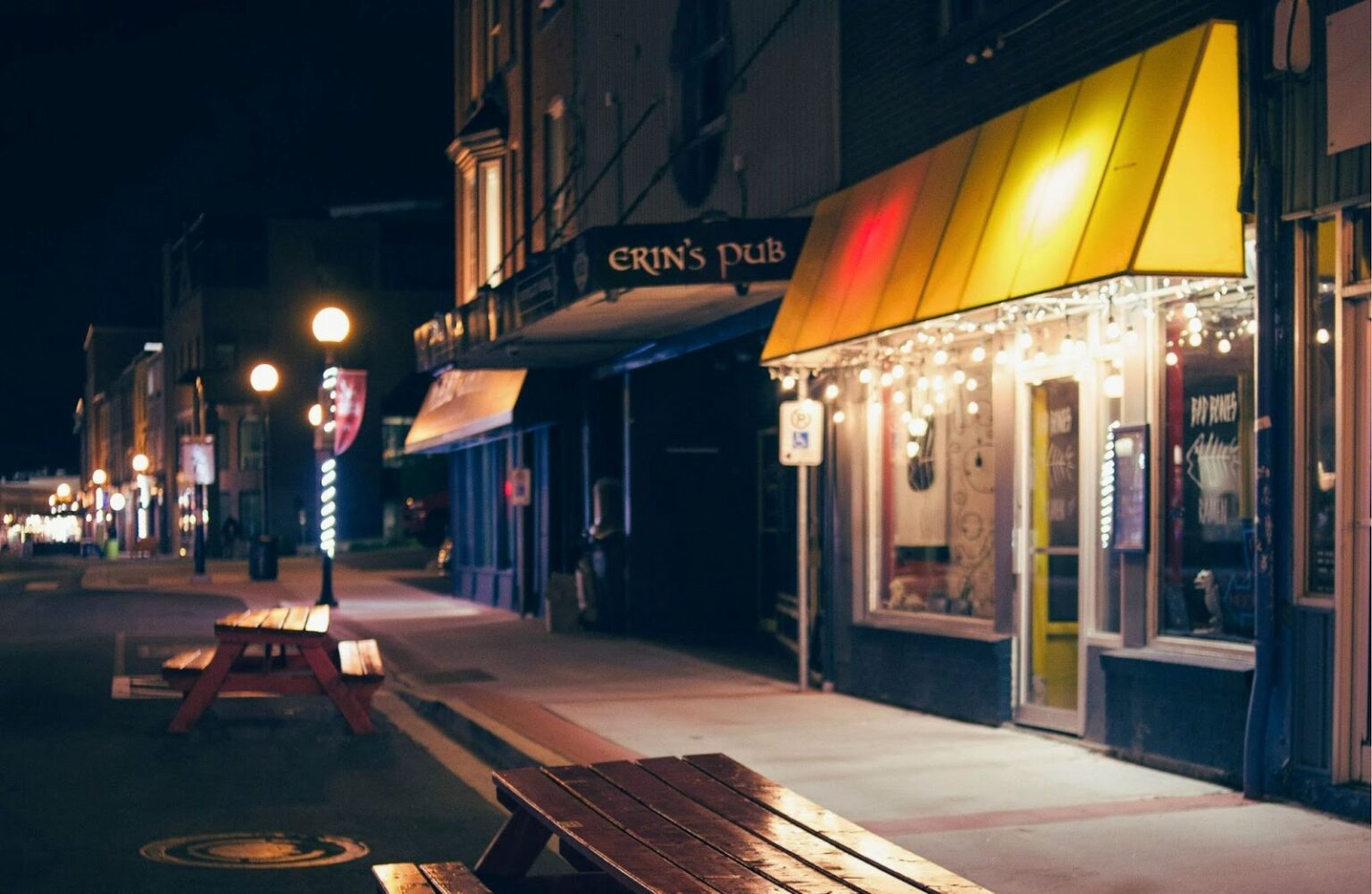 Transform Your Outdoor Space with LED Wall Wash Lighting - Caliber Magazine