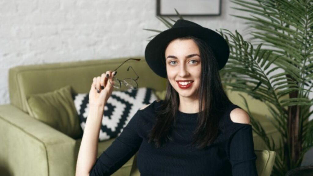 The Mystery: What is Dinar Chronicles and How It Works - Caliber Magazine